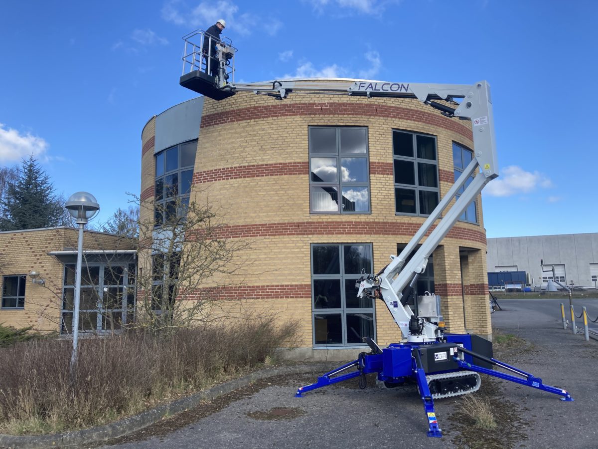 FALCON 320 Vario | Falcon Lifts