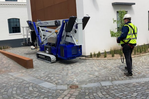 FALCON 420 Double Track | Falcon Lifts