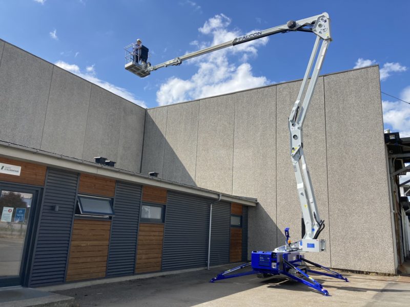 FALCON 320 Vario | Falcon Lifts