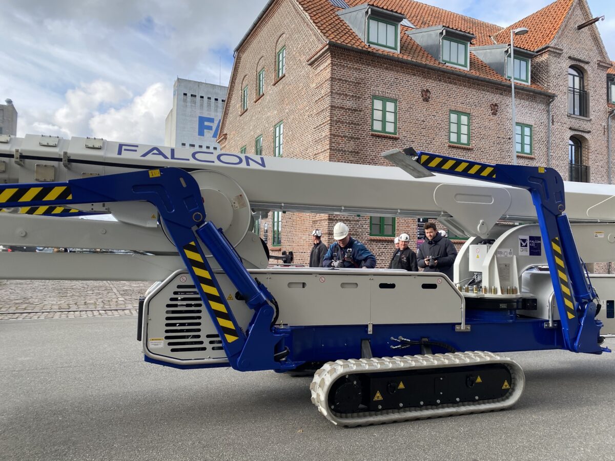 THE UNIQUE DESIGN | Falcon Lifts